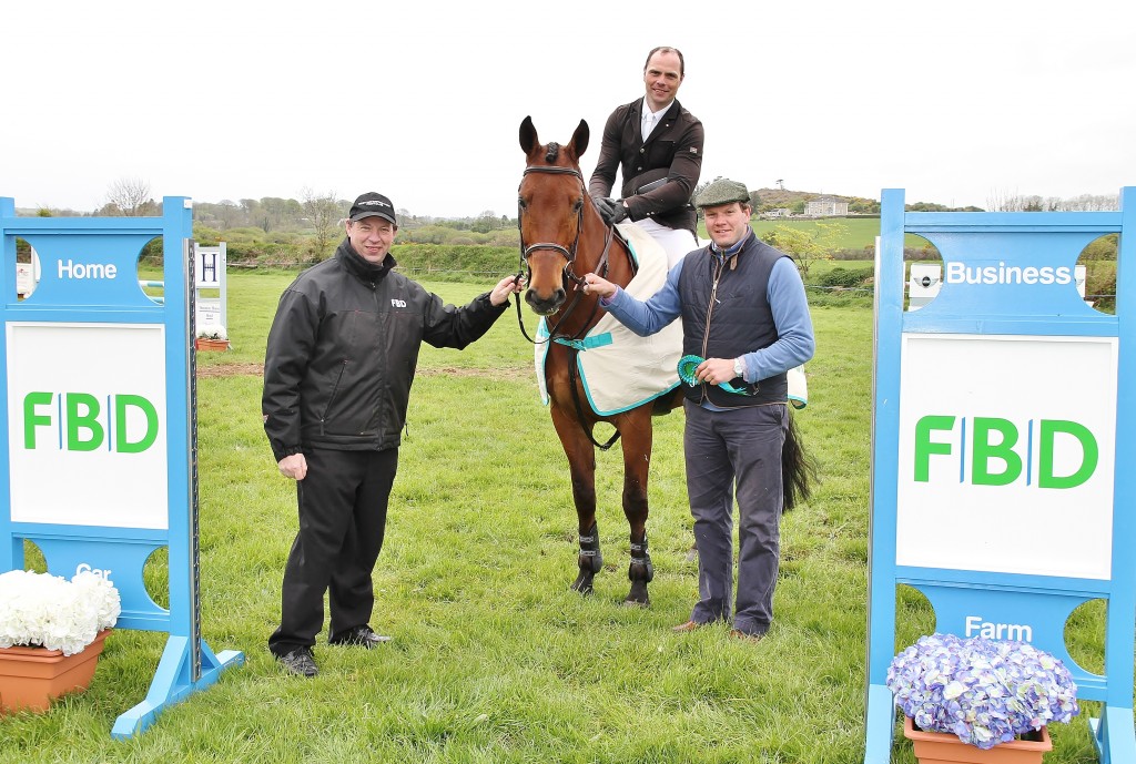 Paul Beecher on Loughnatousa Zidane wins at Ballylawn in the opening ...